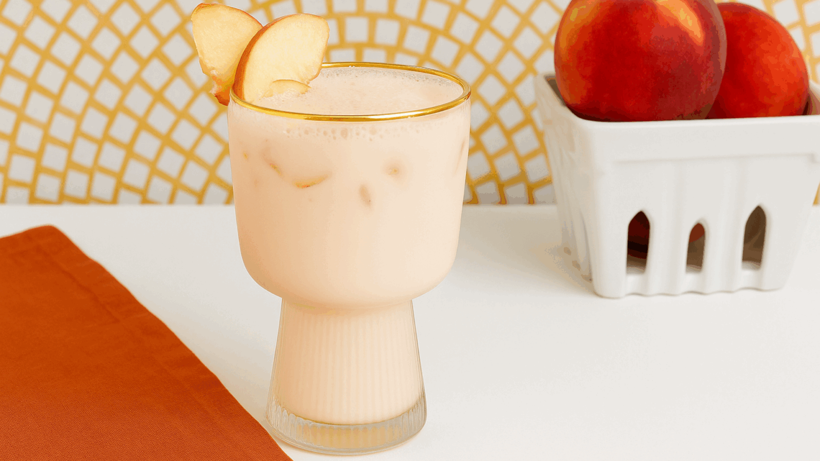 Peach Fizz Dirty Soda - Toma Leche